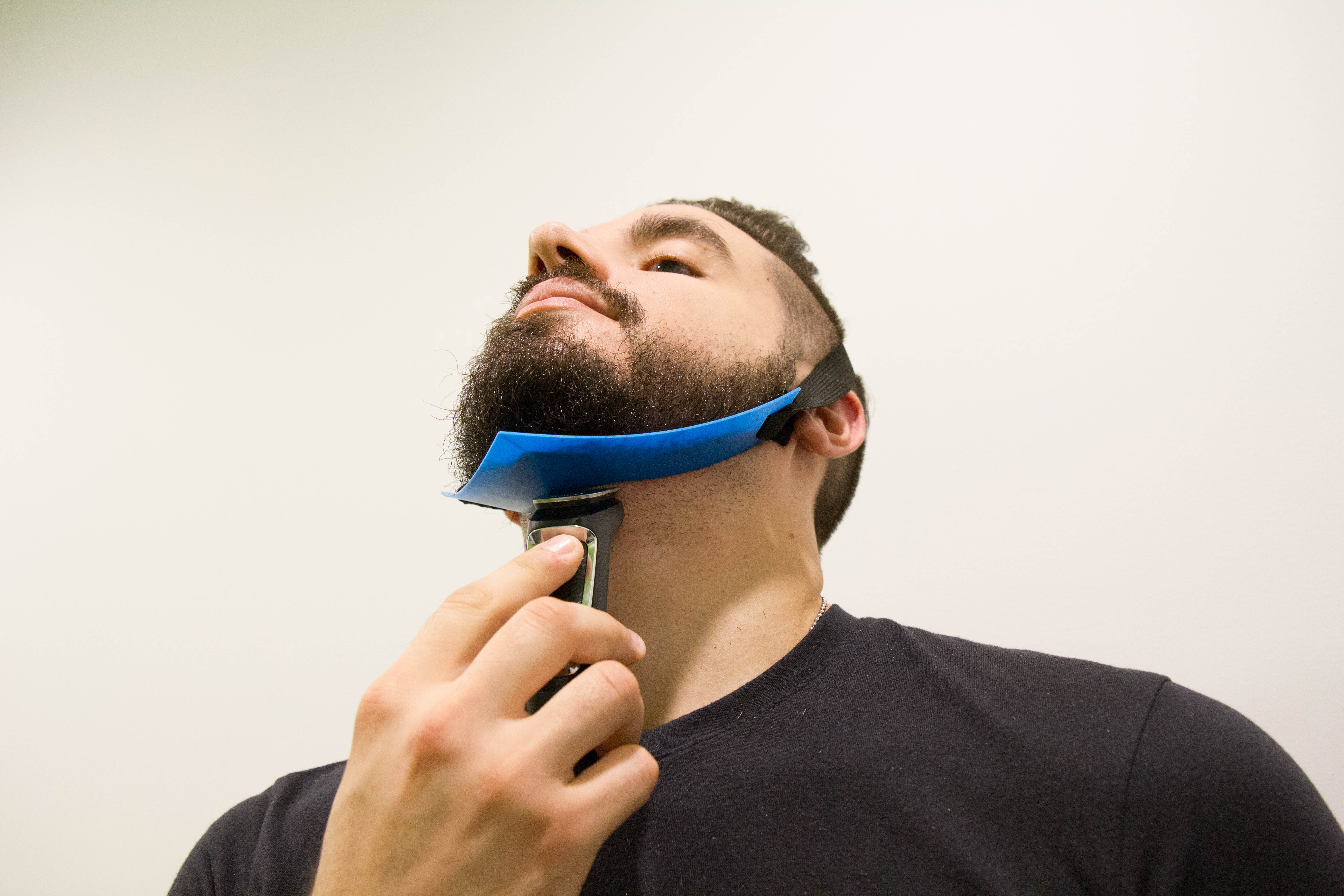 How to trim a beard neckline Aberlite FlexShaper Beard Neckline Guide ...